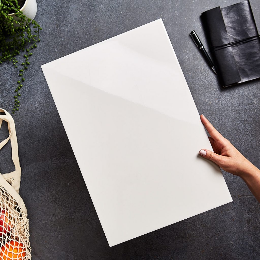 Basics Warm Grey Gloss - ColorTile